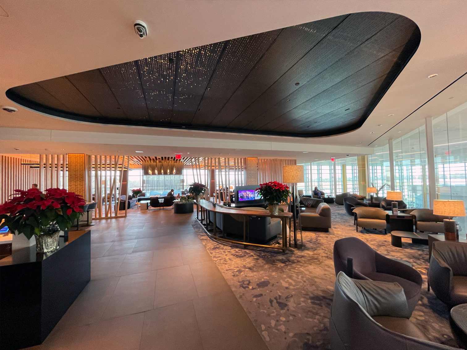 Best Admirals Club at DCA Airport [2024] | PointsFeed