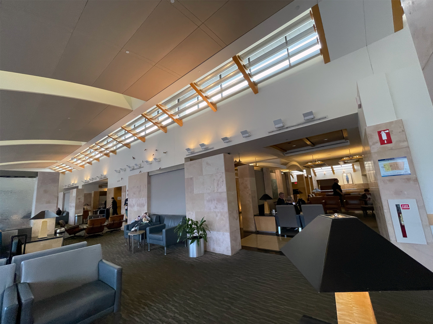 Best Admirals Club at DFW Airport [2025] | PointsFeed