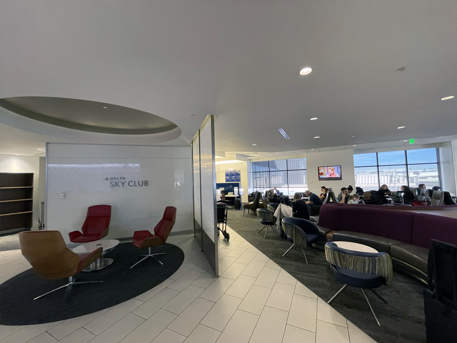 Best Delta Sky Club Lounges in Atlanta [2025] | PointsFeed