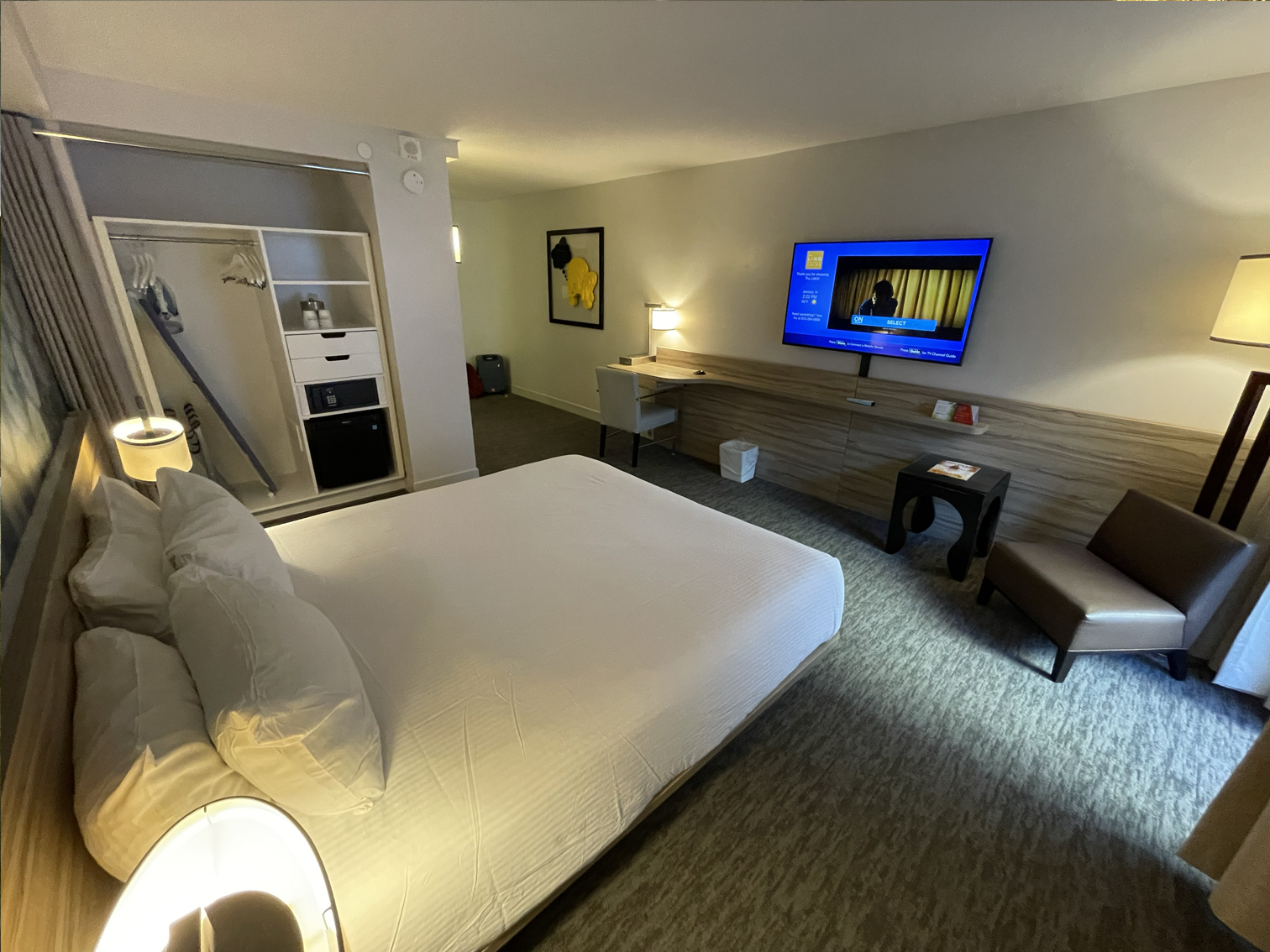 The LINQ District 3 King Room Review [2025] | PointsFeed